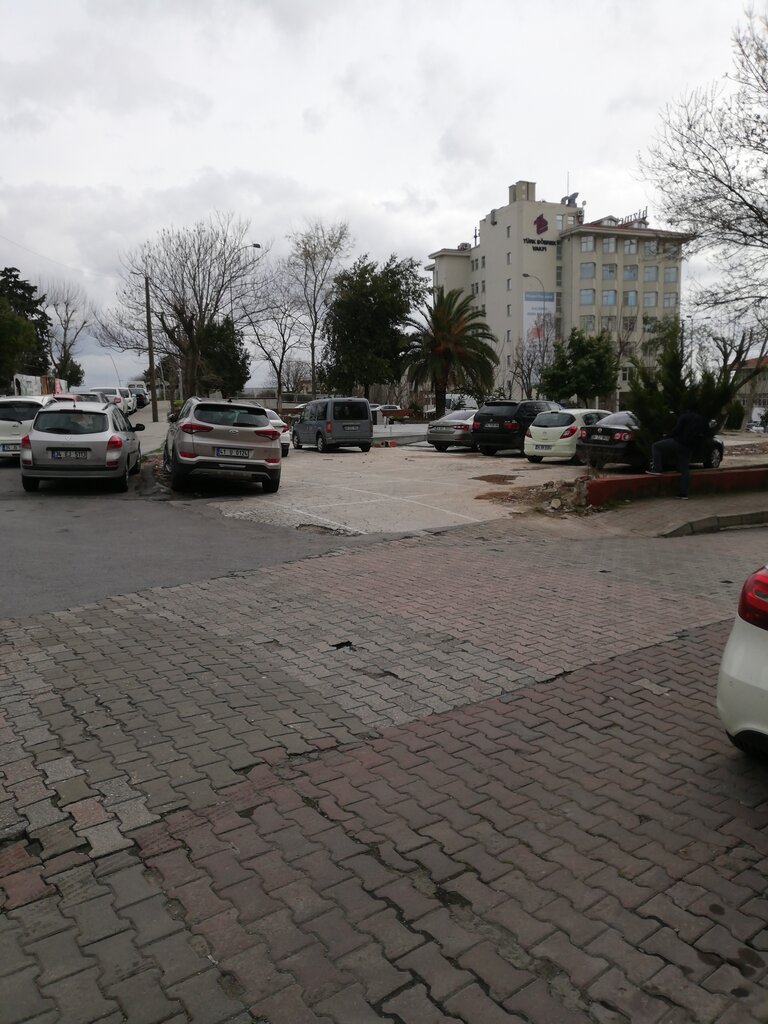 Afet ve acil durum toplanma alanı Bahçelievler Kapalı Geçici Barınma Alanı, İstanbul, foto