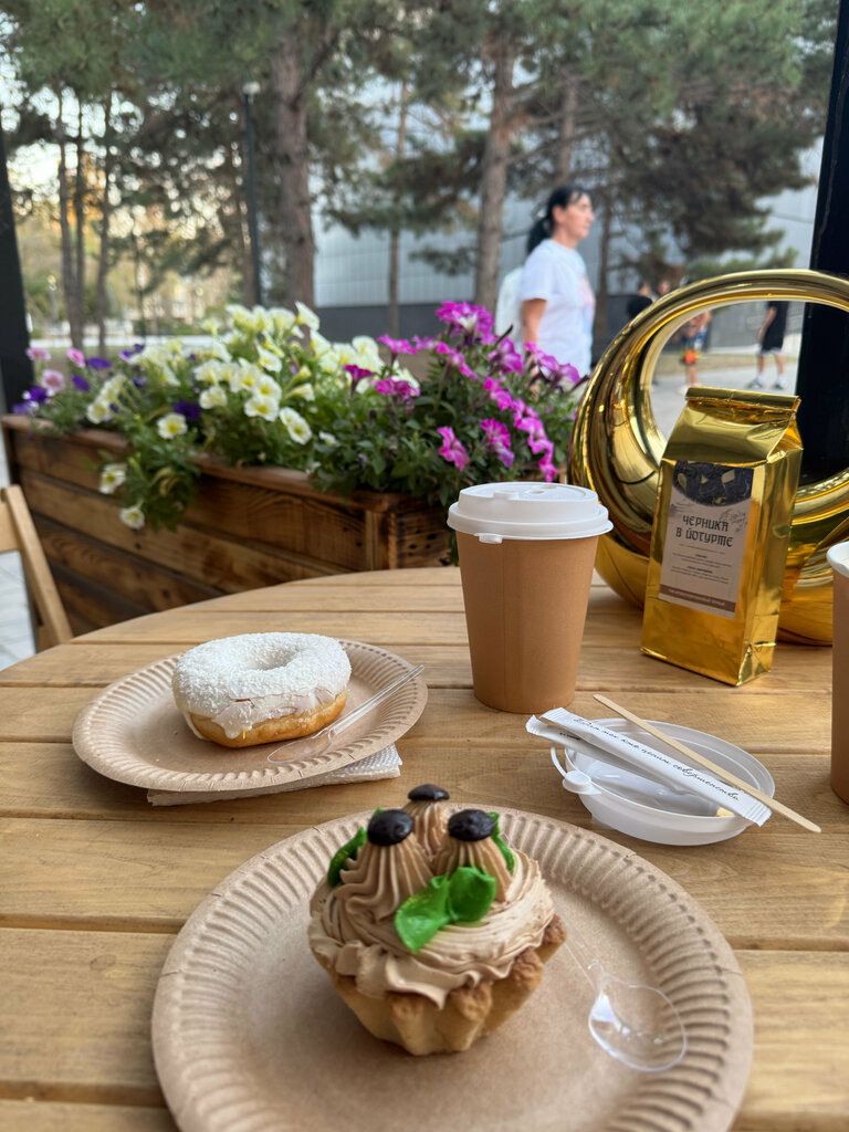 Kafe Гурман, Armiansk (Ermenibazar), foto