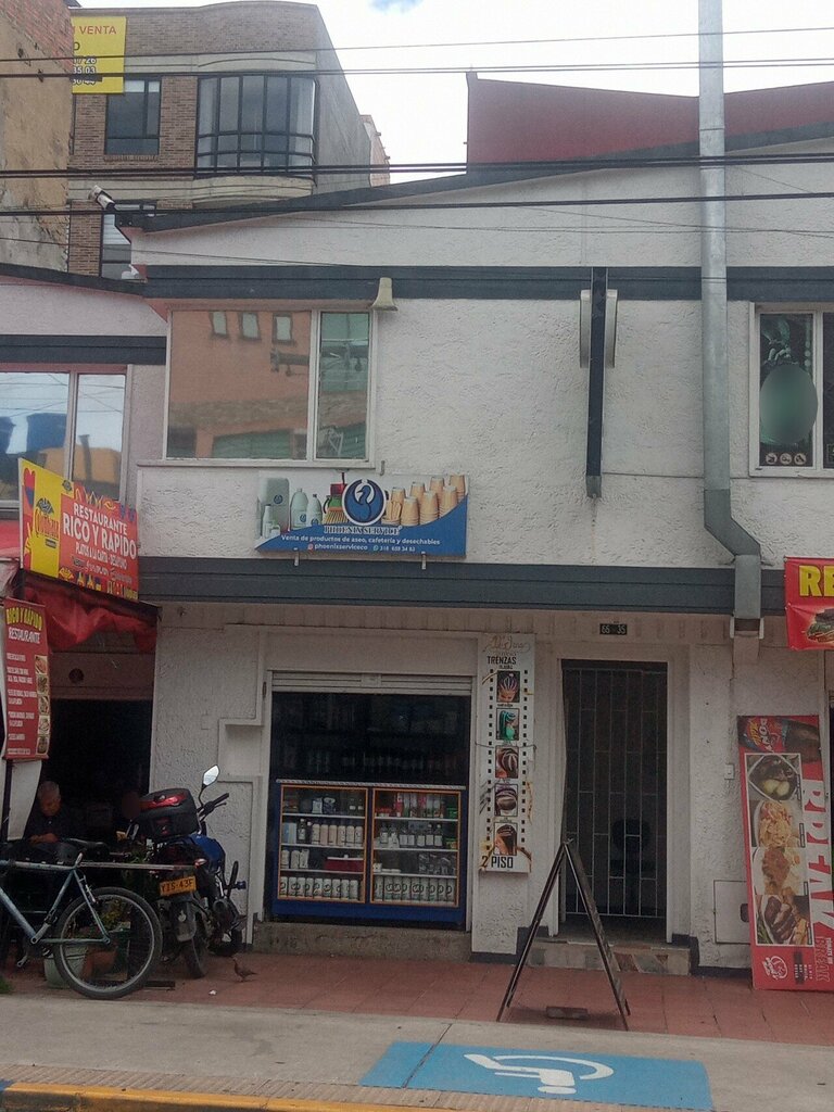 Kozmetik ve parfümeri mağazaları Phoenix Services, Bogota, foto