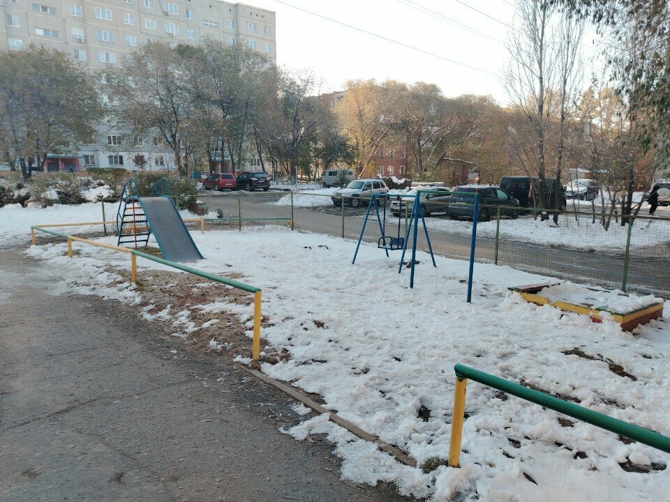 Oyun alanı Playground, Omsk, foto