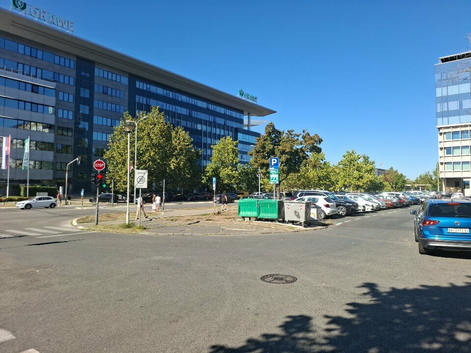 Ayrı çöp toplama noktası Mixed recyclate, Belgrad, foto