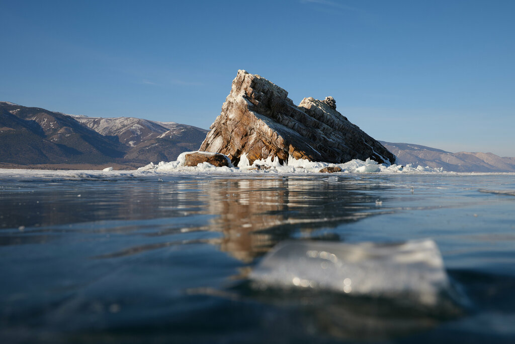 Dağ zirvesi Мыс Ядыртуй, İrkutskaya oblastı, foto