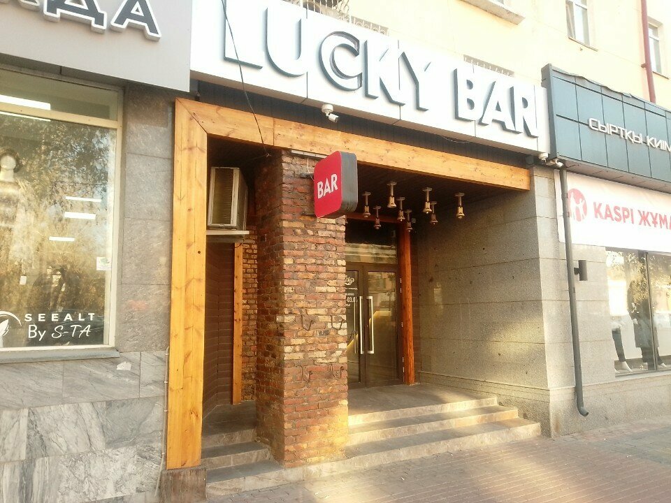 Bar Lucky Bar, Karağandı, foto