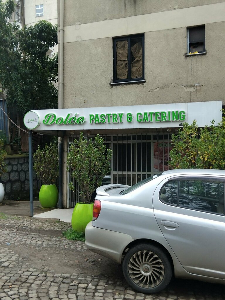 Ekmek fırını Dolche pastry and catering, Addis Ababa, foto