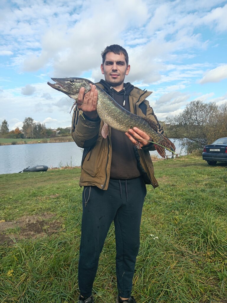 Balık çiftçiliği ve toptancıları Кемпинг Карпиловка, Minskaya oblastı, foto