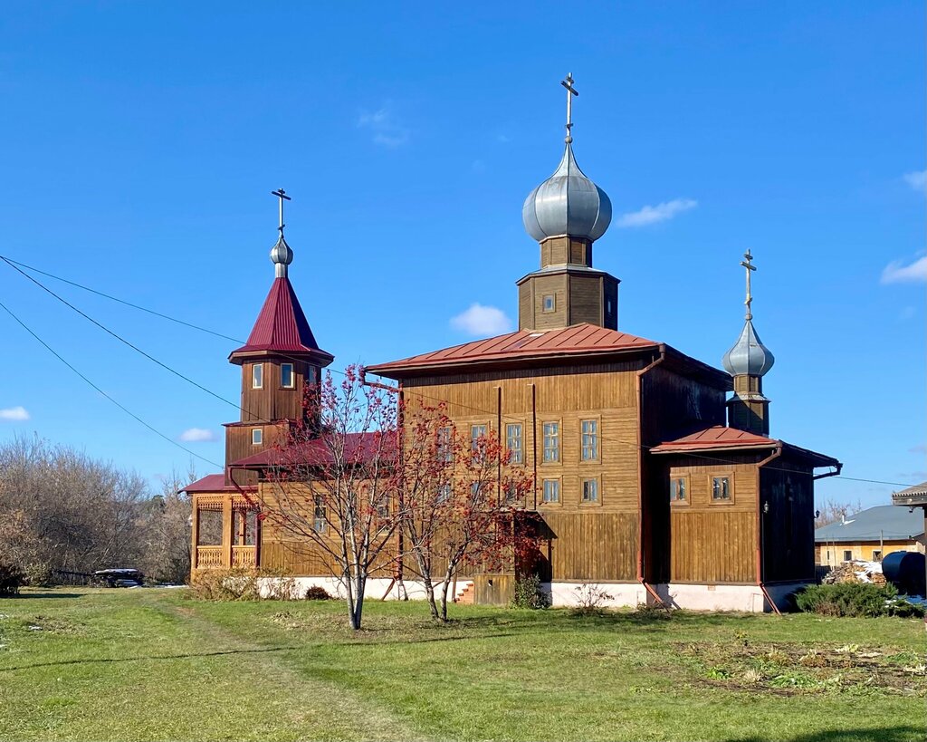 Ortodoks kiliseleri Church of Saint Nicholas the Wonderworker, Altayski krayı, foto
