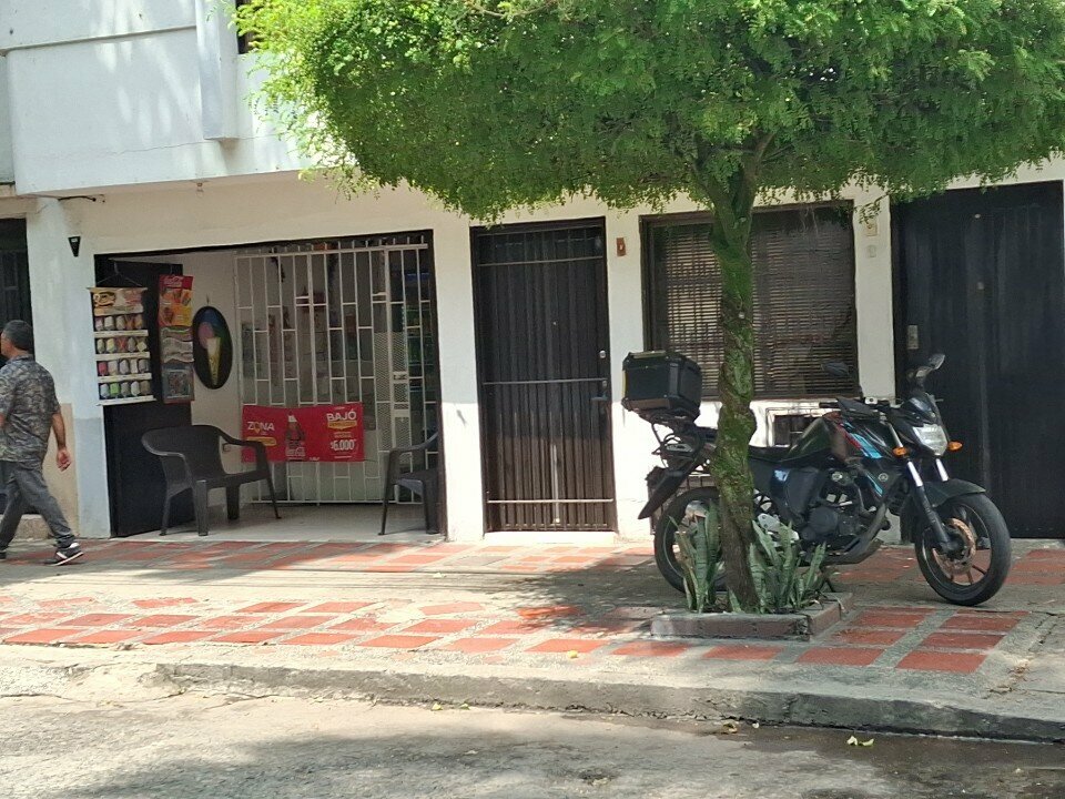 Mini-market Miscelanea, Cali, foto