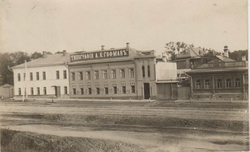 Turistik yerler Здание первой полотняной фабрики Игумнова, Şuya, foto