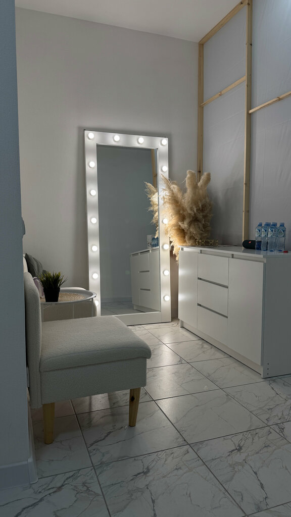 Manikür-pedikür Klyukva House, Saint‑Petersburg ve Leningradskaya oblastı, foto