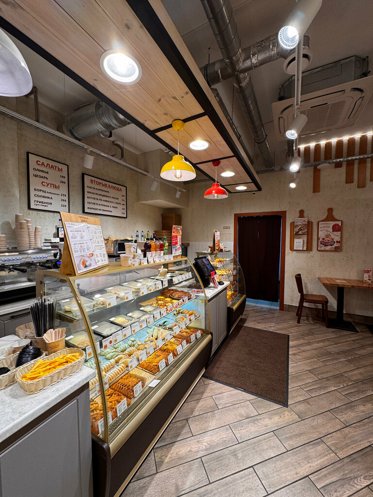 Kafe Pirogovyy dvorik, Murino, foto