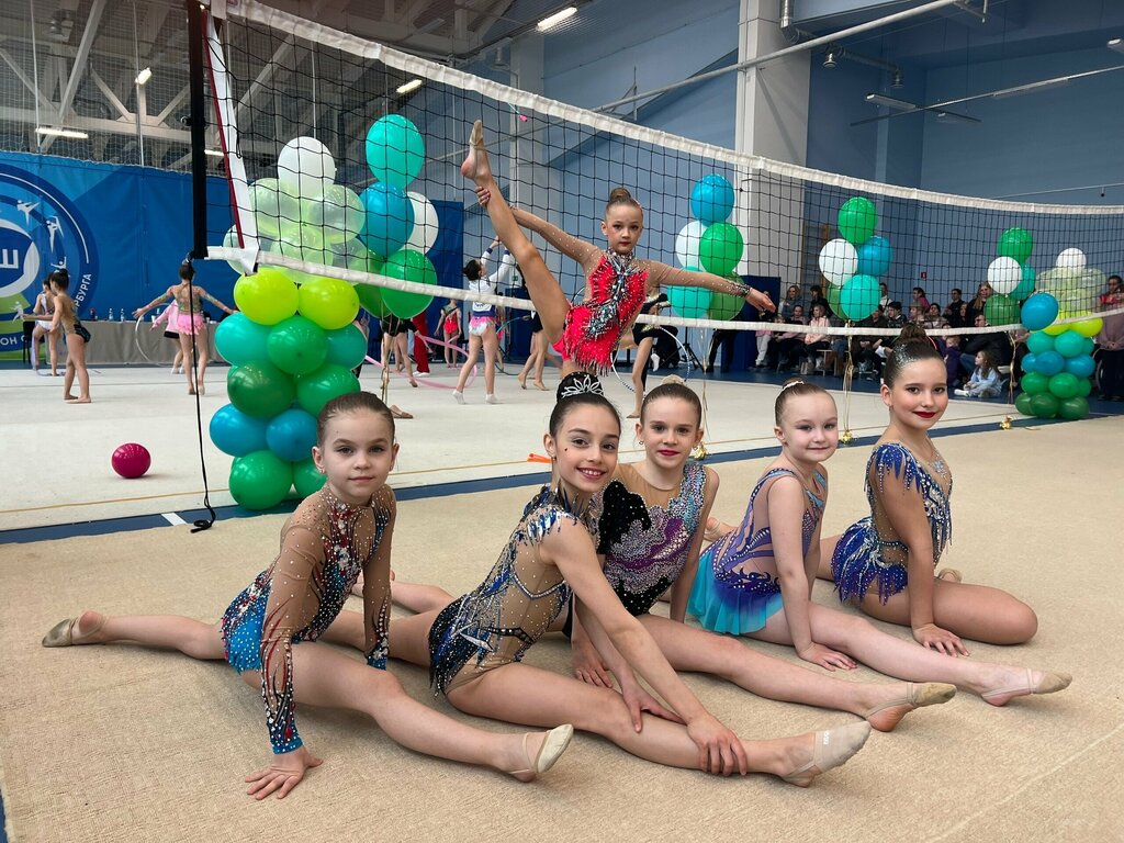 Spor kulüpleri Higher school of rhythmic gymnastics, Saint‑Petersburg, foto