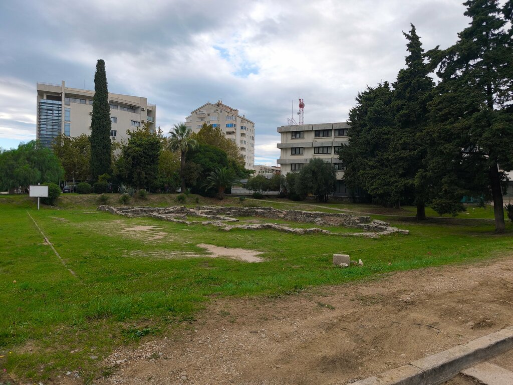 Turistik yerler Triconch, Paleochristian Church, V - IX centuries, Bar, foto