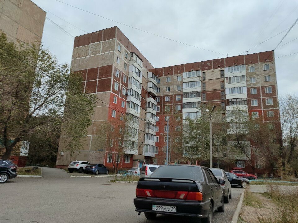 Oyun alanı Playground, Karağandı, foto