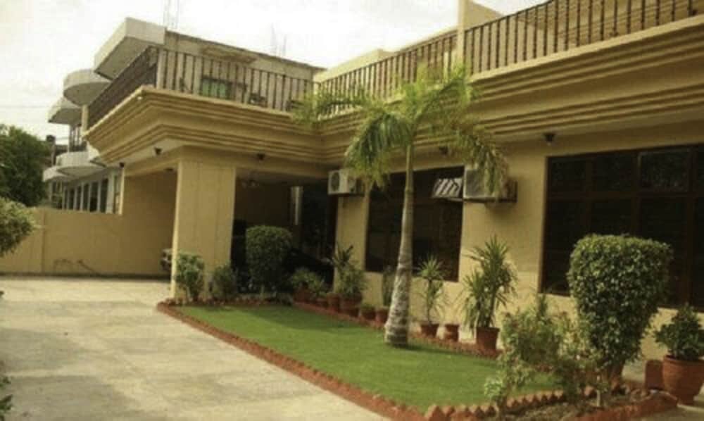 Otel Step Inn Guest House, Lahor, foto