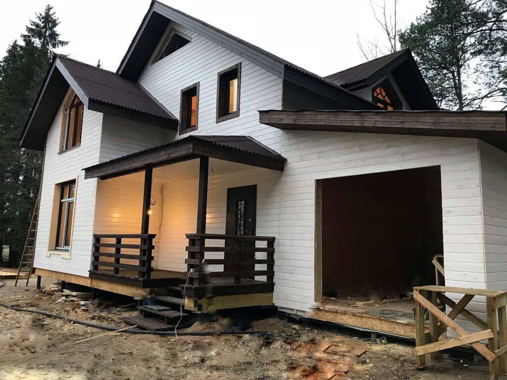 Yazlık ev inşaatı Zagorodnaya mechta, Saint‑Petersburg, foto