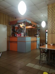 Svetlana (Vyskodno 1 Street No:2, Valday), kafe  Valday'dan