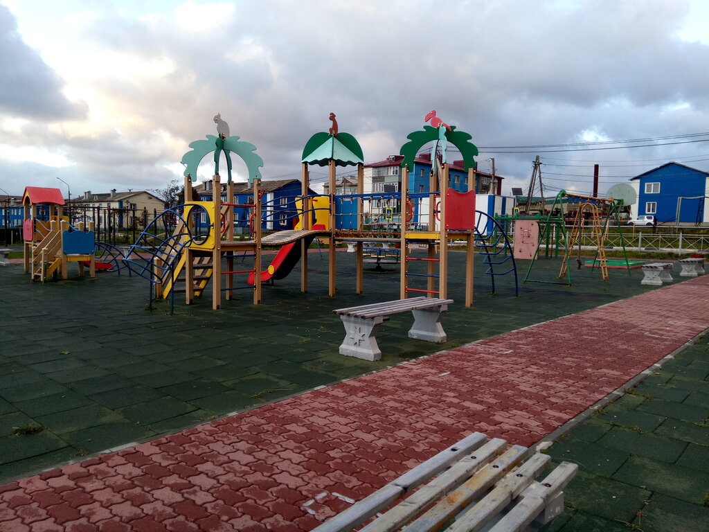Oyun alanı Playground, Sahalin Bölgesi, foto