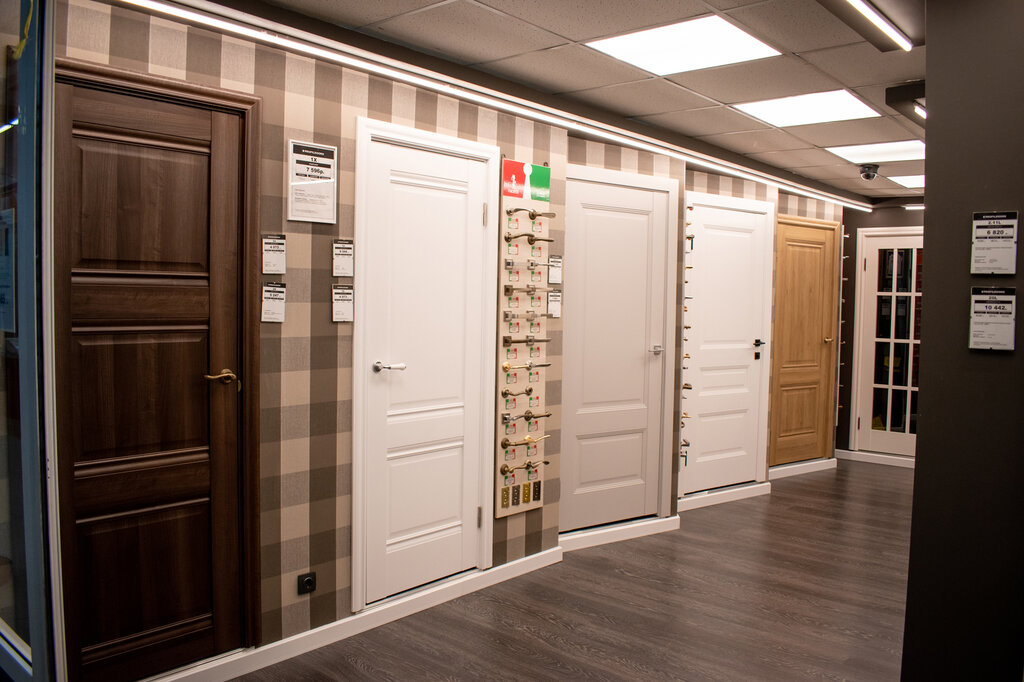 Kapılar Хорошие Двери, Saint‑Petersburg, foto