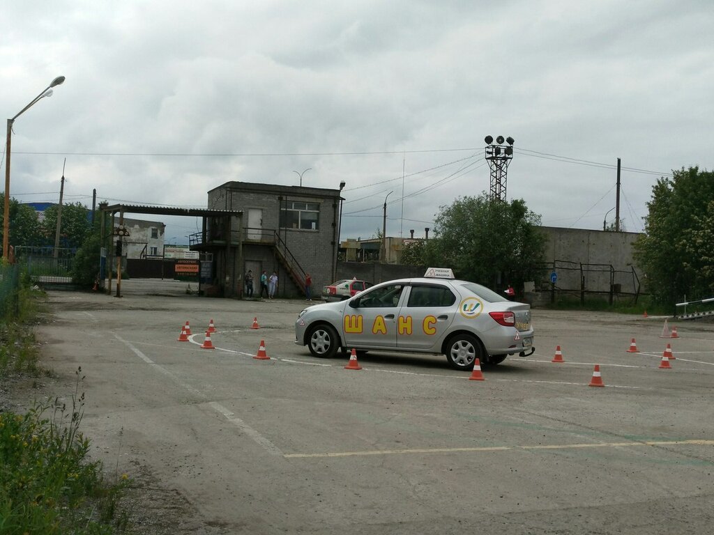Sürücü kursları Forsazh, Olenegorsk, foto
