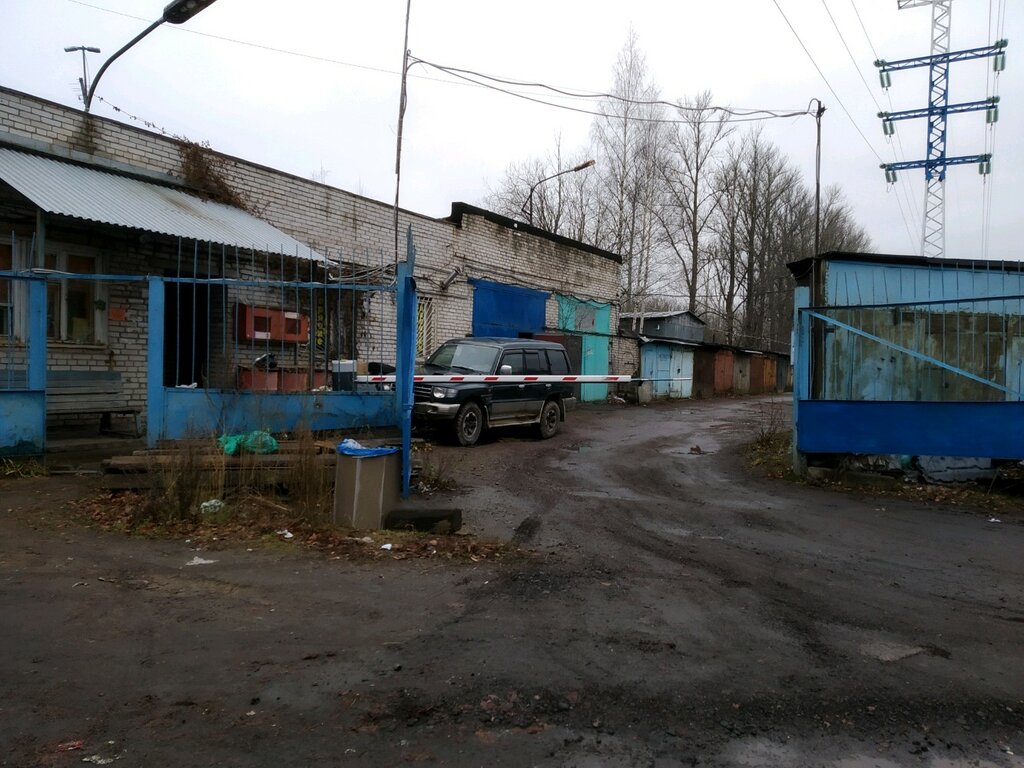 Garajlar Gsk Polyustrovsky, Saint‑Petersburg, foto