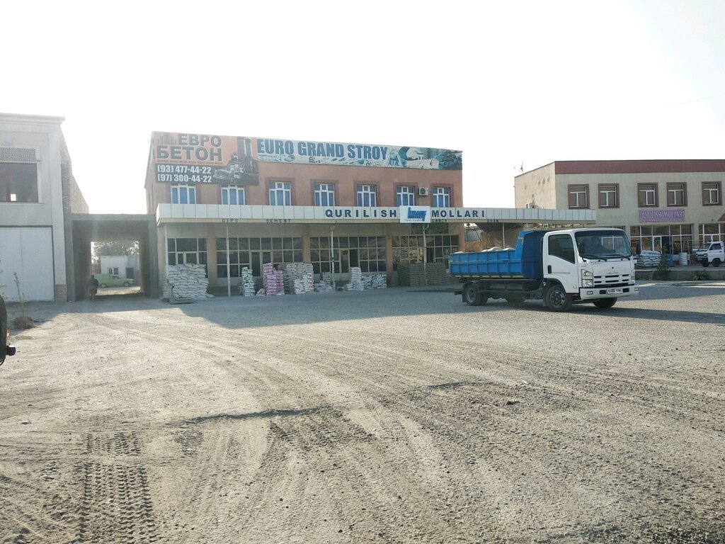 i̇nşaat makinaları ve ekipmanları Construction Store, Buhara, foto