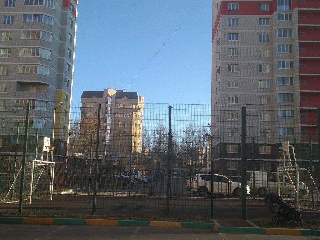 Spor alanı Спортплощадка, Briansk, foto