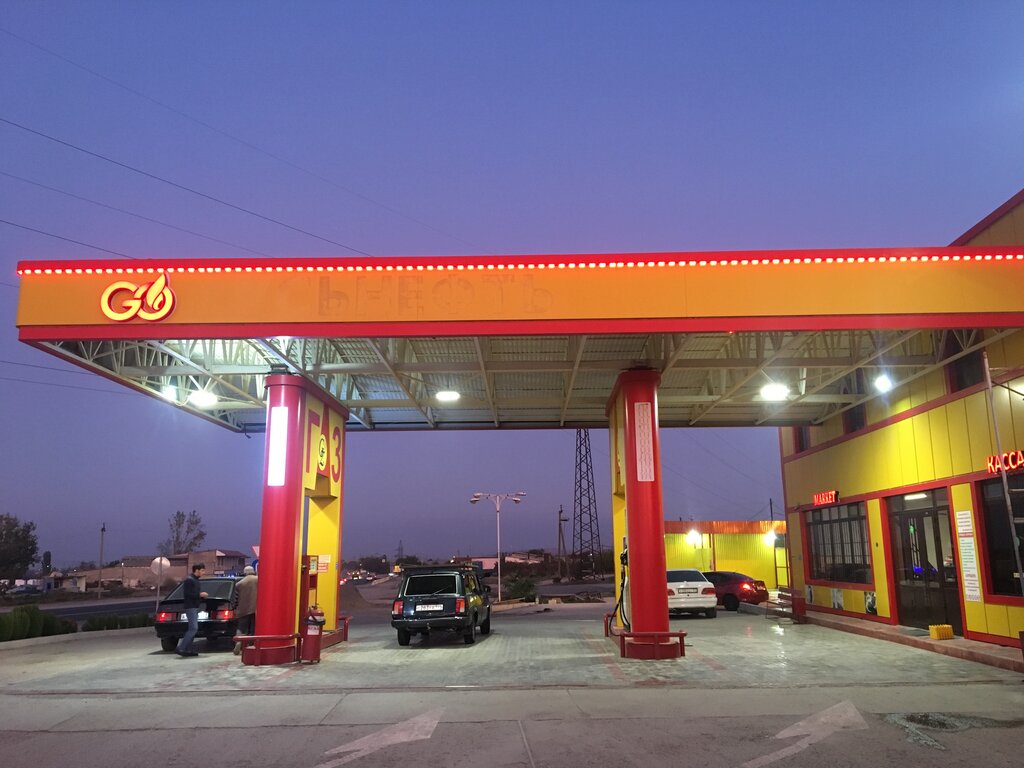 Benzin istasyonu Газойл, Dağıstan, foto