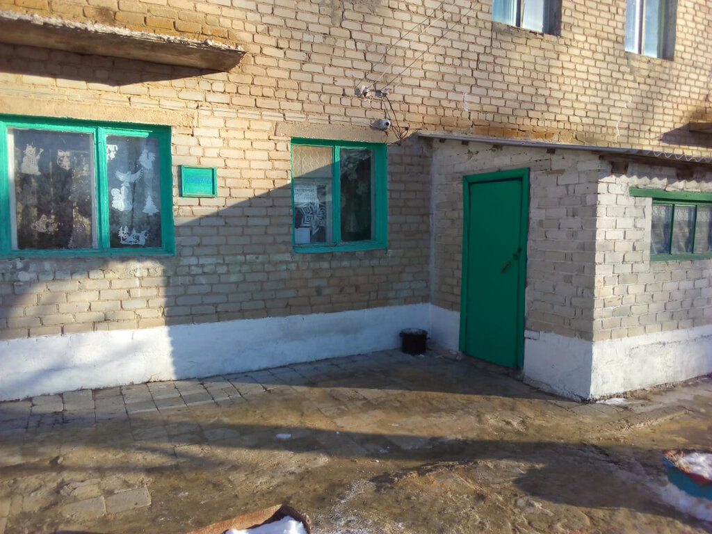 Kütüphaneler Библиотека с. Луков Кордон, Saratovskaya oblastı, foto