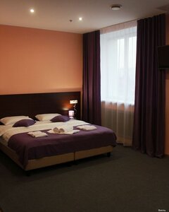 Ville (Stantsionnaya ploshchad No:4), otel  Koroliov'dan