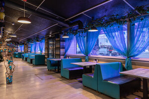 Evren (Oktyabrya Avenue No:128, Ufa), kafe  Ufa'dan