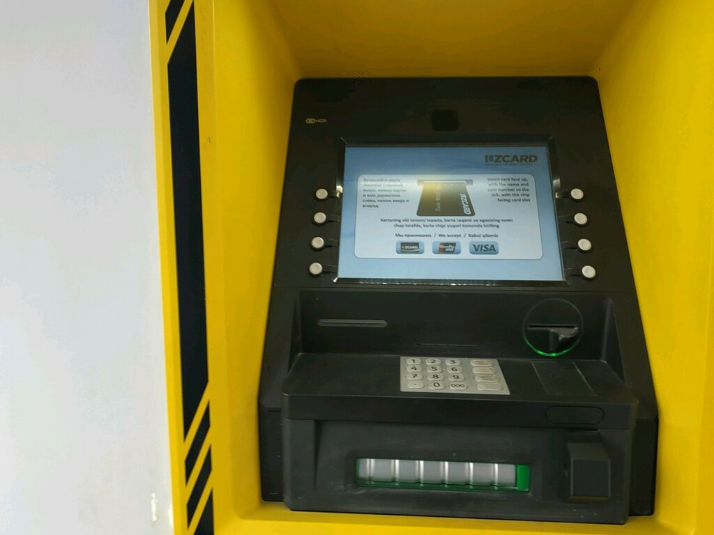 ATM'ler Kapitalbank, Taşkent, foto