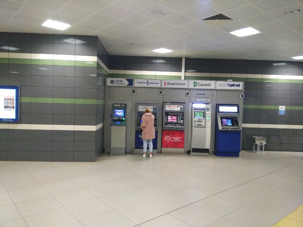 ATM'ler Türkiye İş Bankası Bankamatik, İstanbul, foto