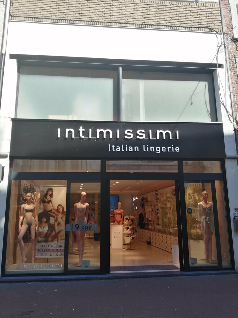Giyim mağazası Intimissimi, Hasselt, foto