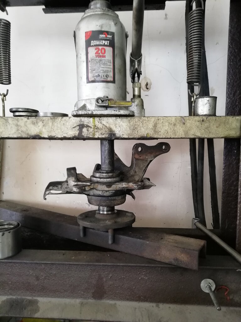 Otomobil servisi Автосервис, Krasnodarski krayı, foto
