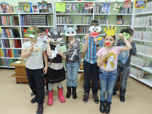 Central Children's Library (40 Let Oktyabrya Street No:15), kütüphaneler  Seversk'ten
