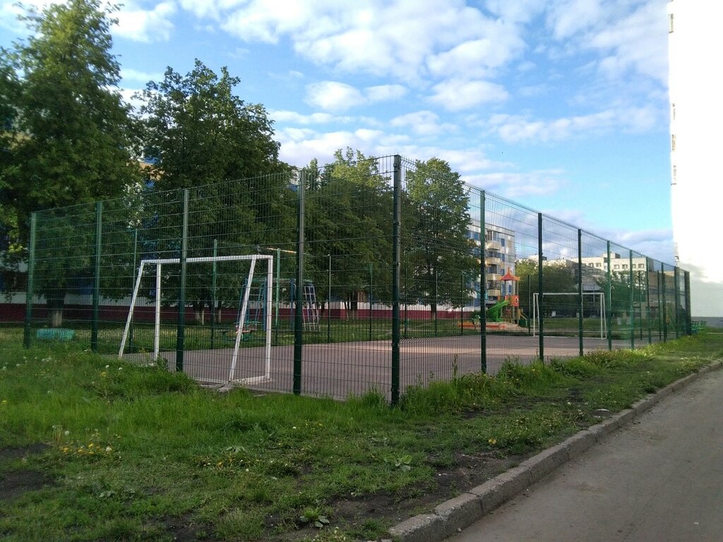Spor alanı Sports ground, Naberejniye Çelny (Yar Çallı), foto