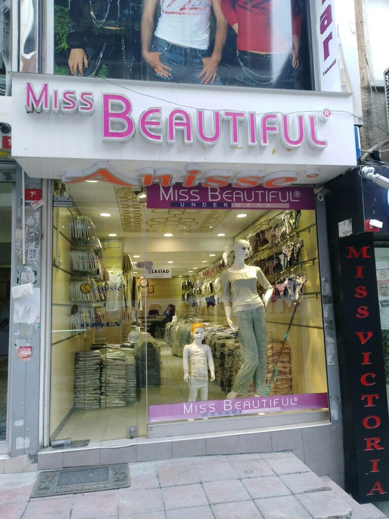 i̇ç giyim ve mayo mağazası Miss Beautiful & Anisse, İstanbul, foto