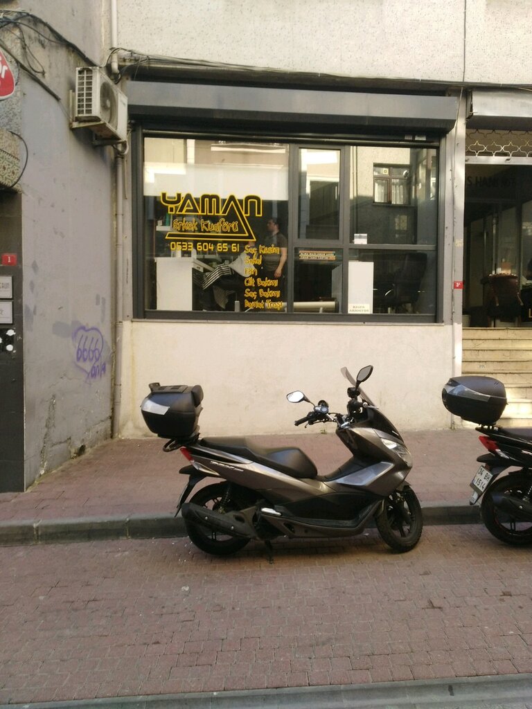 Berberler Yaman Erkek Kuaförü, İstanbul, foto