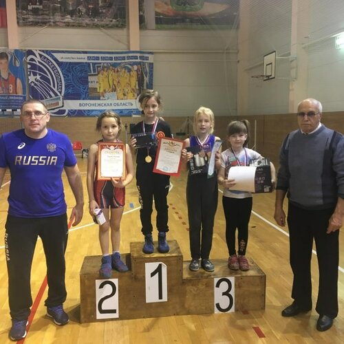 Çok amaçlı spor tesisleri Звёздный, Ertil, foto