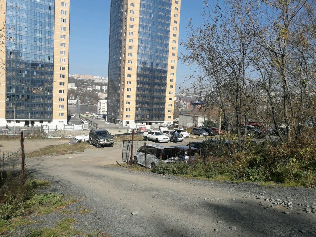 Otoparklar Parking lot, Vladivostok, foto