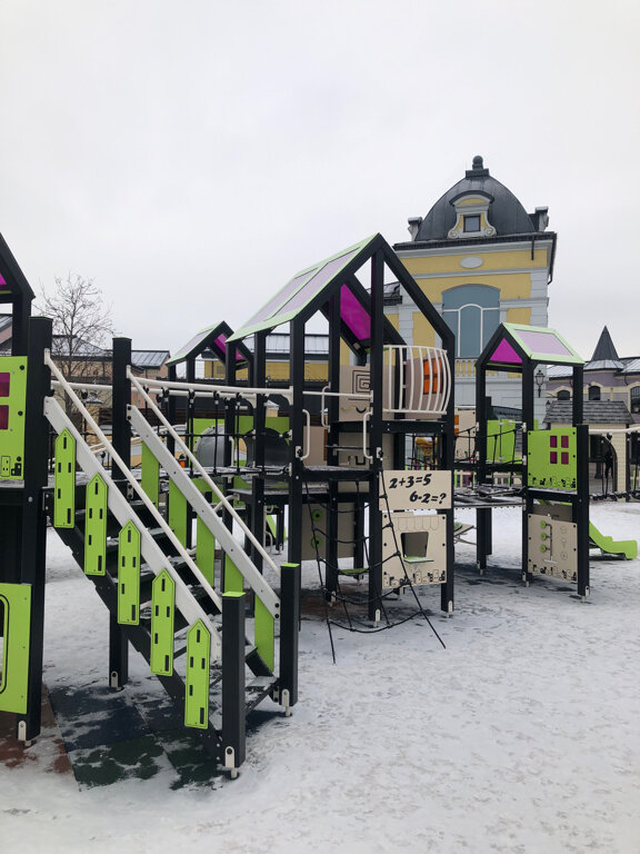 Oyun alanı Playground, Kotelniki, foto