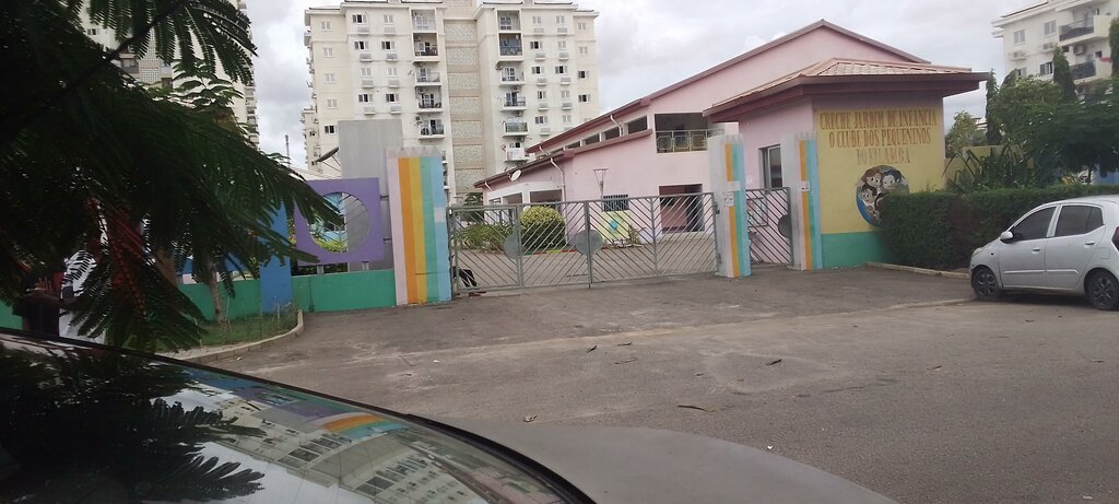 Anaokulları Creche Bloco H, Loanda, foto
