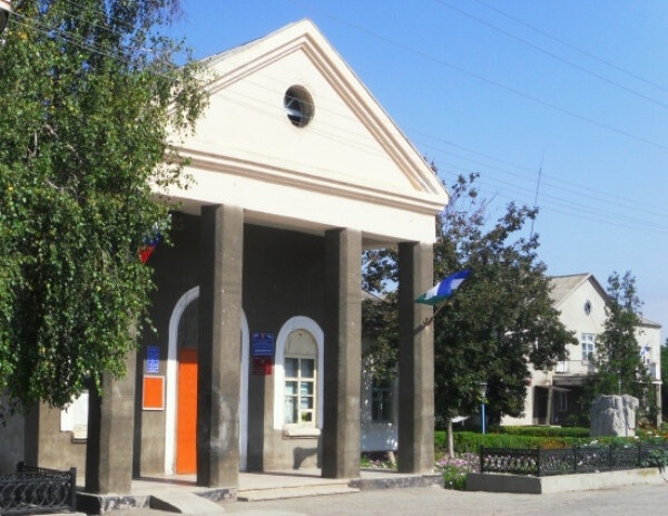 Kültür merkezleri Tsentr Kulturno-Dosugovy, Muk, Kabardino‑Balkarya, foto