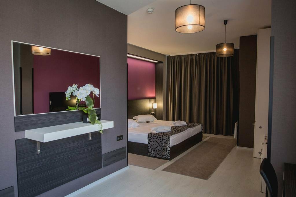 Otel Idol, Eski Cuma, foto