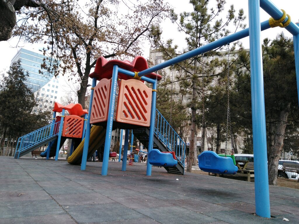 Parklar ve ormanlar Gazi Parkı 2, Ankara, foto