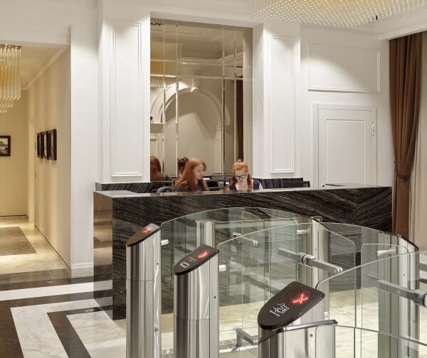 Finansal danışmanlık Phillips Hartman Group, Moskova, foto