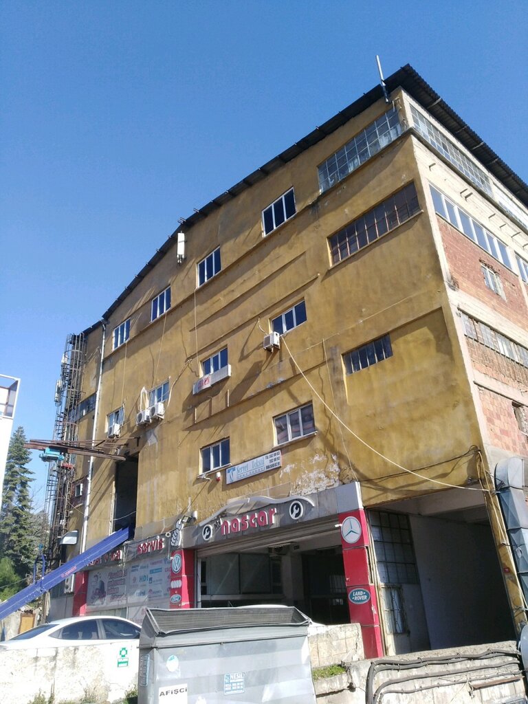 Otomobil servisi Tiryakiler Plastik, İstanbul, foto