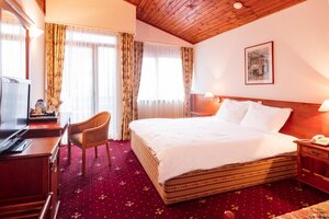 Hotel Bistra (Municipality of Mavrovo and Rostuse, Village of Mavrovo), otel  Dünya'dan