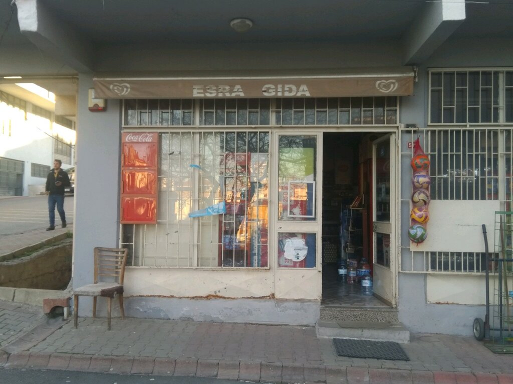 Market Esra Gıda, İstanbul, foto