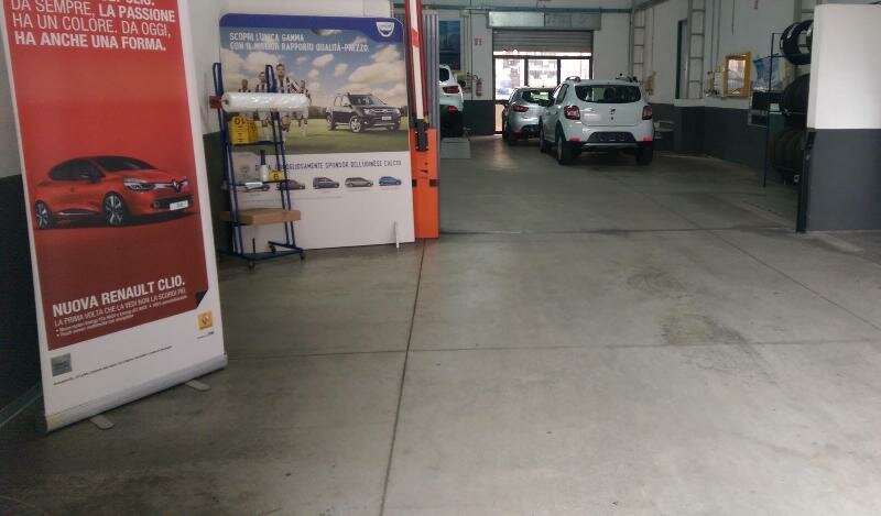 Oto aksesuarları Autoservice, Calabria, foto